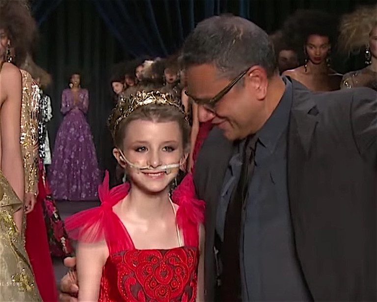 Trinity Moran Shines at #NYFW with Naeem Khan | Fashion Week Online®