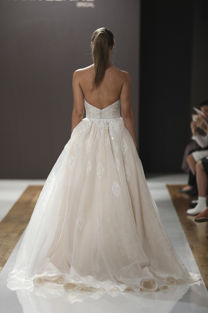 Mark Zunino: NYFW Bridal | Fashion Week Online®