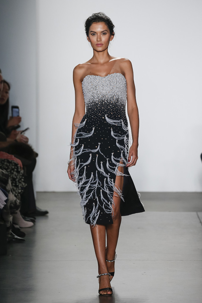 Pamella Roland NYFW Fall/Winter 2019 Runway Show | Fashion Week Online®
