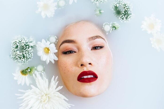 A 7-Step Guide To Achieving The “Korean Glass Skin” Look | Fashion Week ...