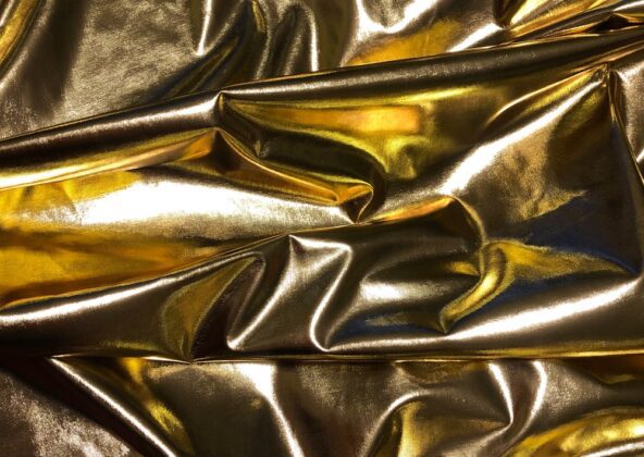 Metallic Trends Are Back: Here’s How to Style Them | Fashion Week Online®