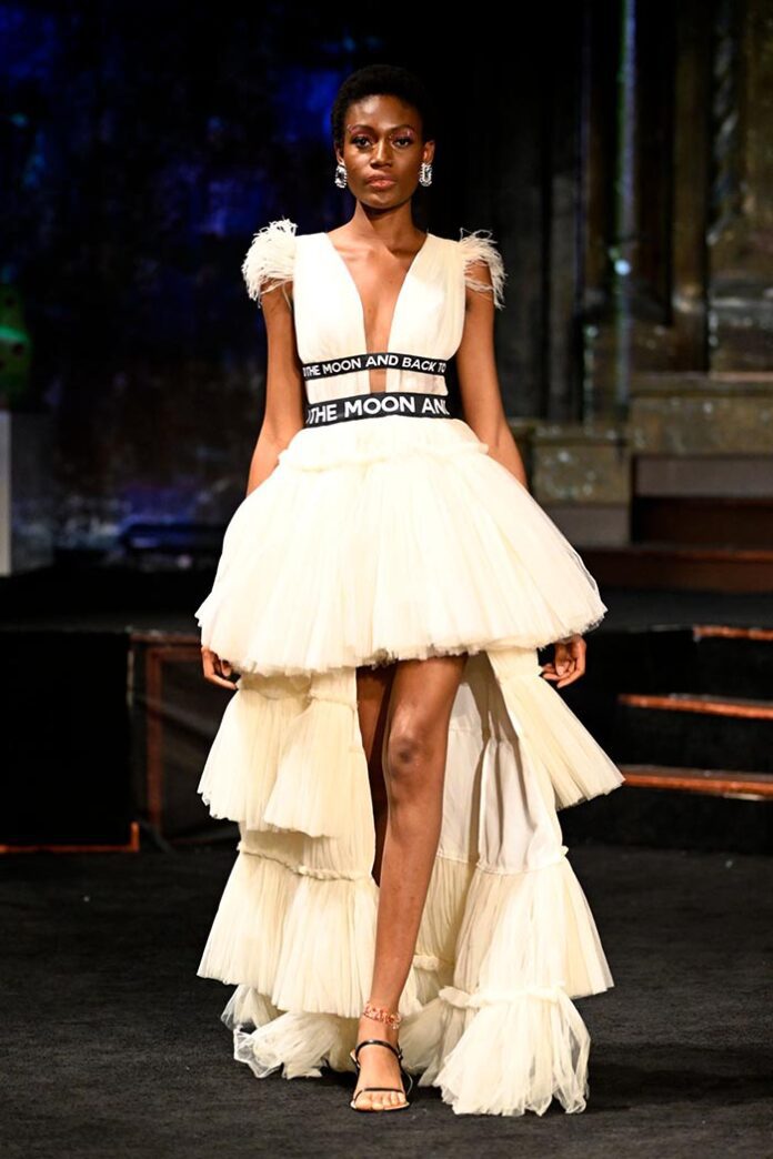 Art Hearts Fashion Presented at New York Fashion Week (NYFW) in True ...