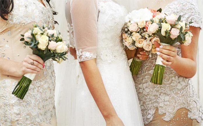All-White Wedding: 8 Ways to Style the Entourage without Overshadowing ...