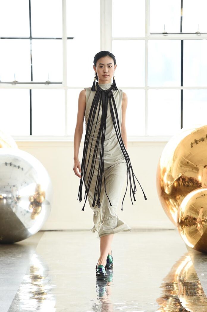 Flying Solo Takes Center Stage with Stunning Runway Exhibitions at NYFW ...