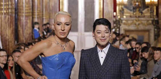 Paris Fashion Week Tickets | Attend Fashion Shows in Paris