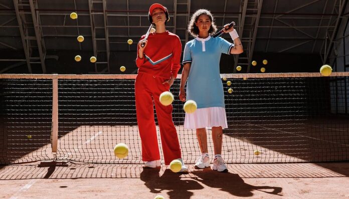 The Sporty Girl’s Guide to Personalizing Modern Athleisure Looks ...