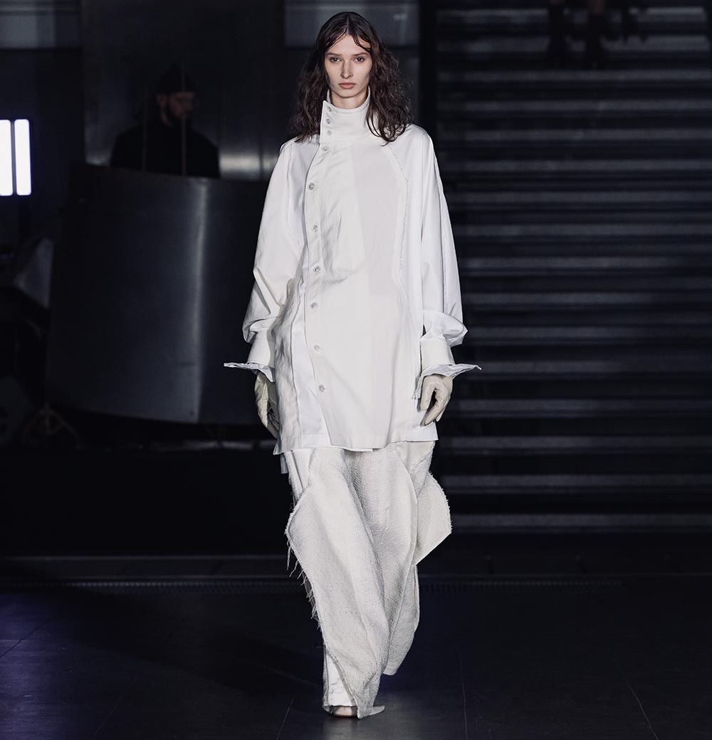 Songzio 2025 Fall Winter Collection Piccadill Paris Fashion Week ...