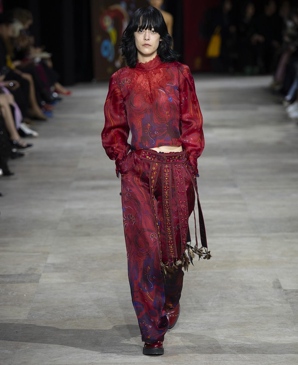 Shiatzy Chen Autumn-Winter 2025/2026 Paris Fashion Week Collection ...